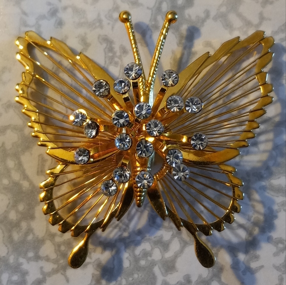 Monet | Jewelry | Vintage Gold Tone Monet Crystal Butterfly Brooch ...